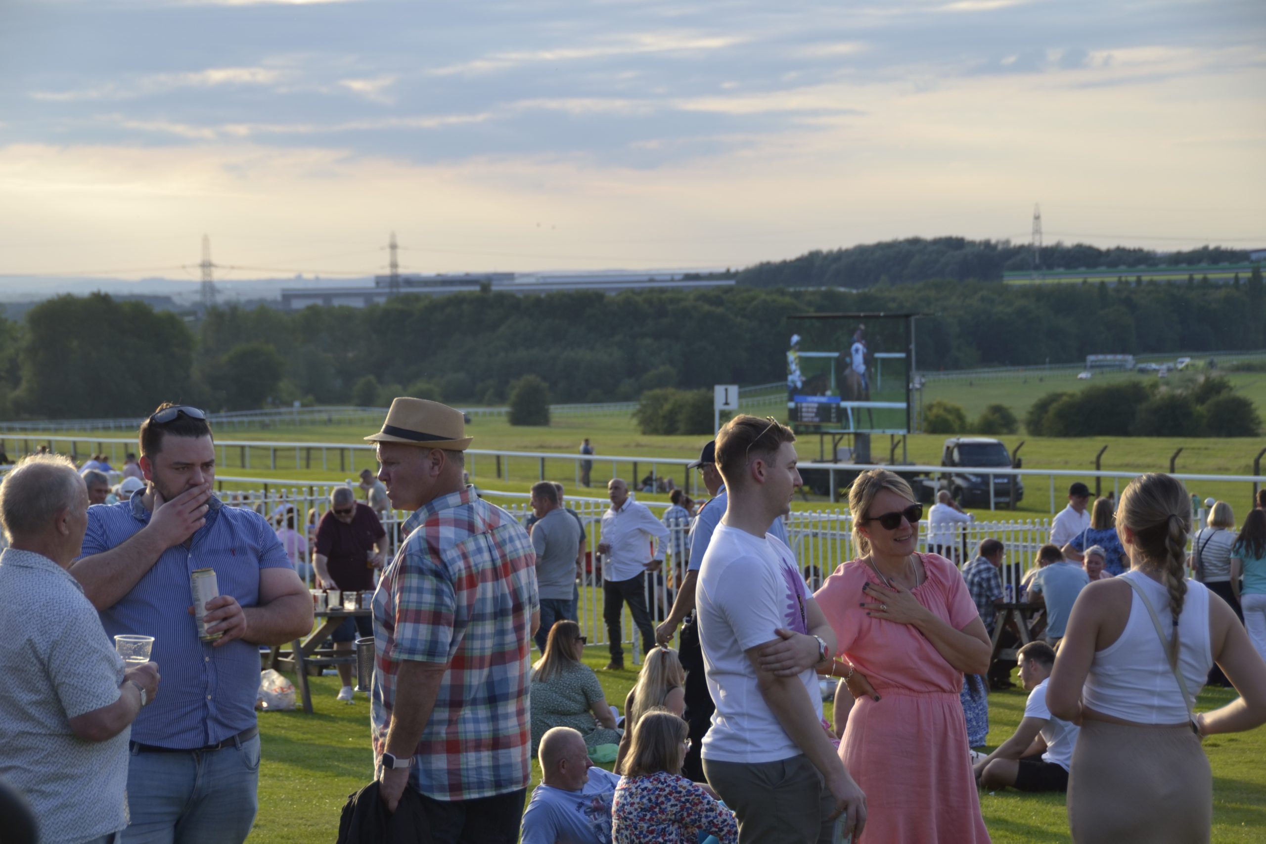 Race Days – Pontefract Races